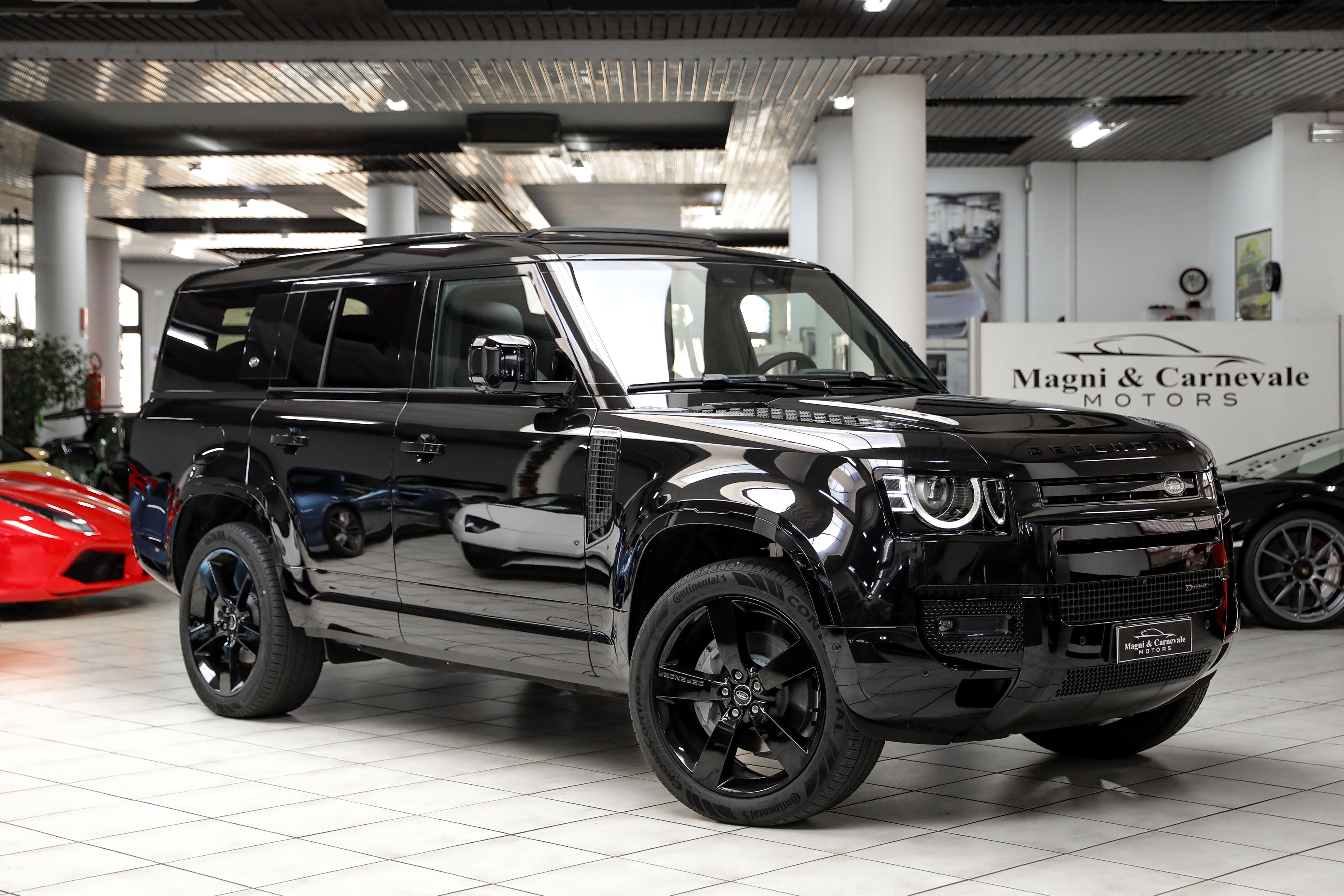 Land Rover Defender 130 X-Dynamic HSE - Magni & Carnevale Motors